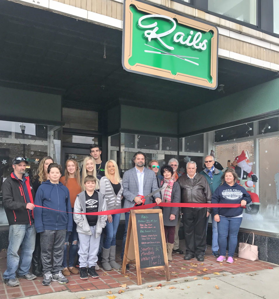 Pool Hall and Eatery opens | News, Sports, Jobs - Salem News